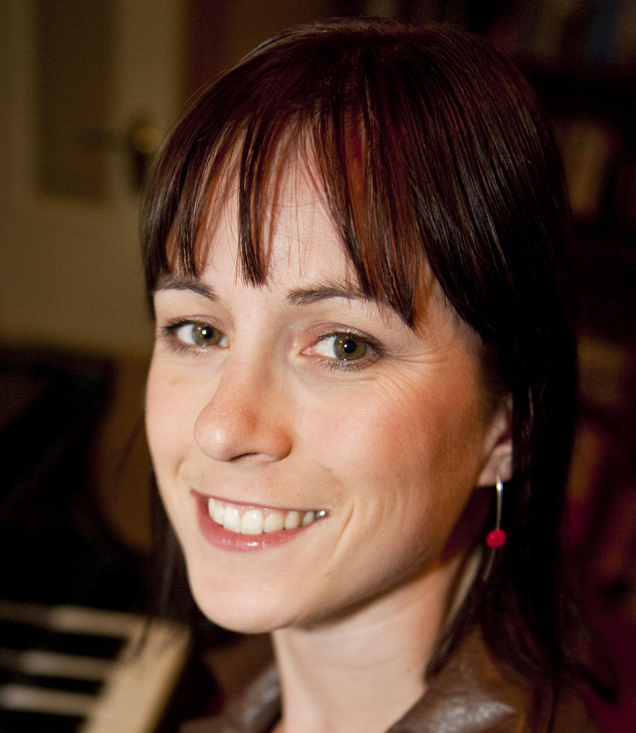 Episode 1: Anne Cawrse – MAKING WAVES